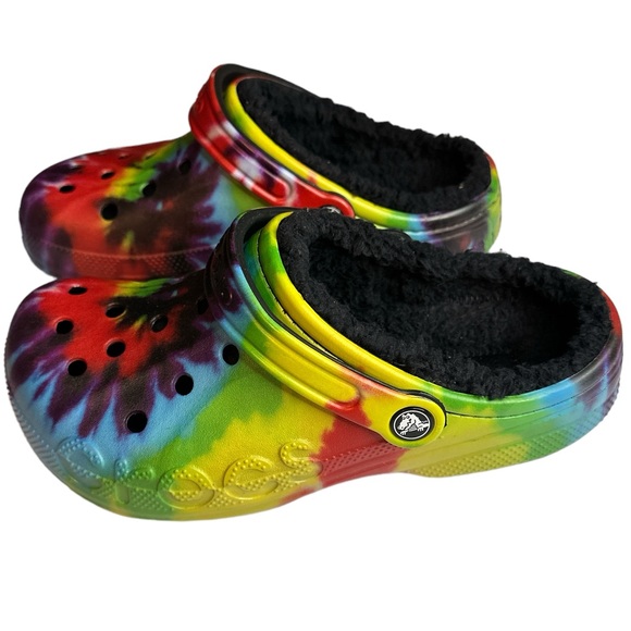 CROCS | Shoes | New Crocs Fur Lined Tie Dye Graphic Clog Unisex Size ...